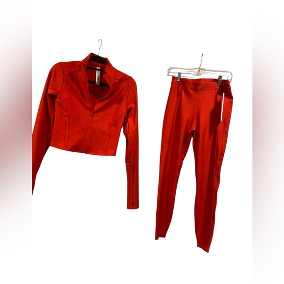 ALO Yoga | Pants & Jumpsuits | Nwt Alo Yoga Airlift Jacket And Leggings ...